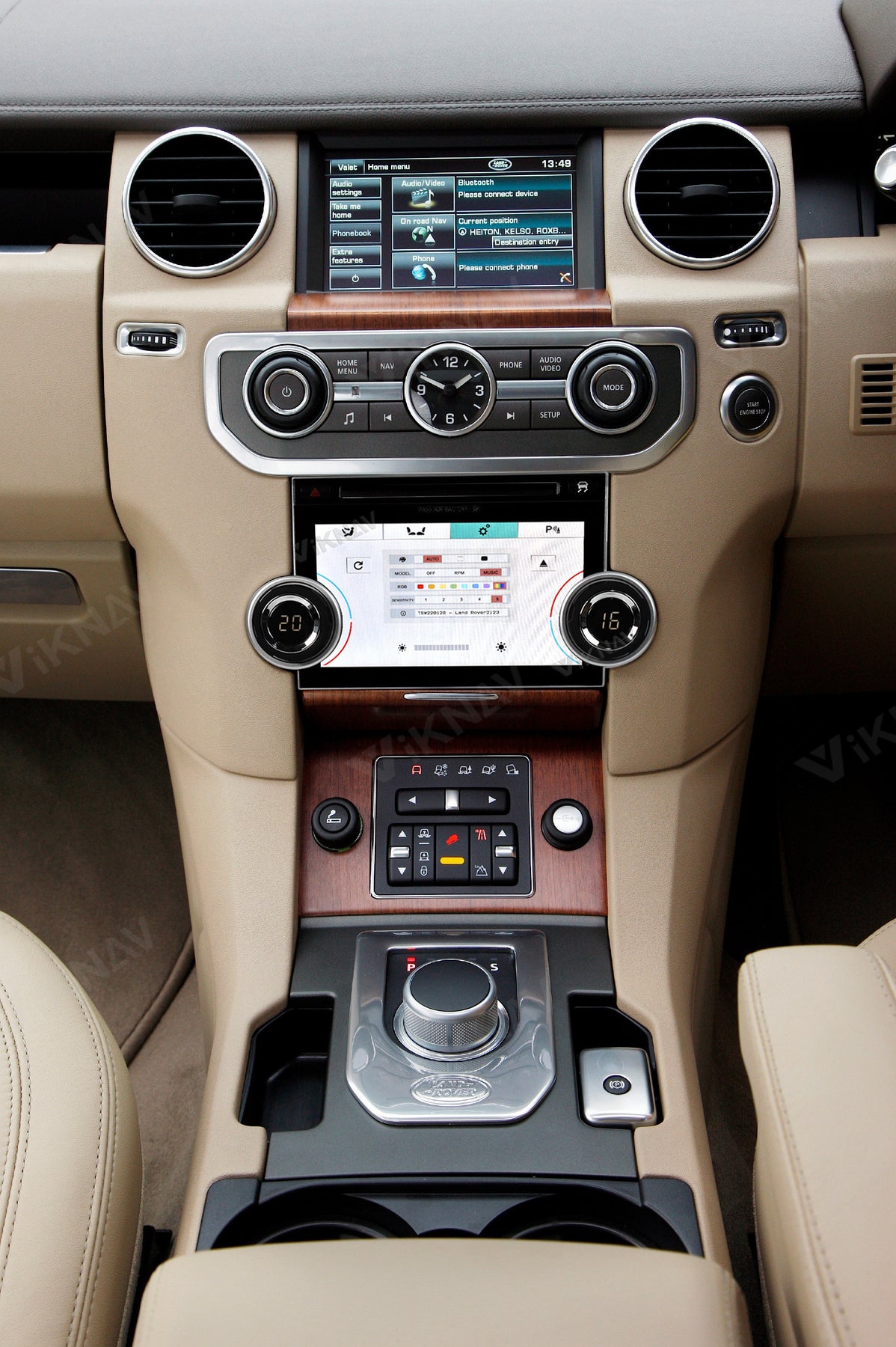 2010-2016 Land Rover Discovery 4 CarPlay Screen Upgrade